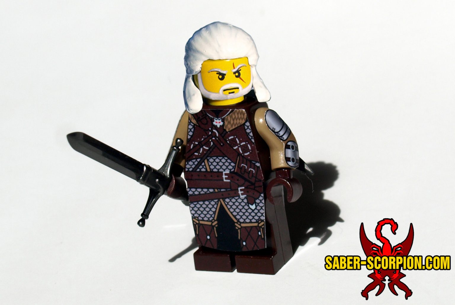 Minifig: Monster Hunter Series 3 – Saber-Scorpion's Lair – Custom LEGO ...